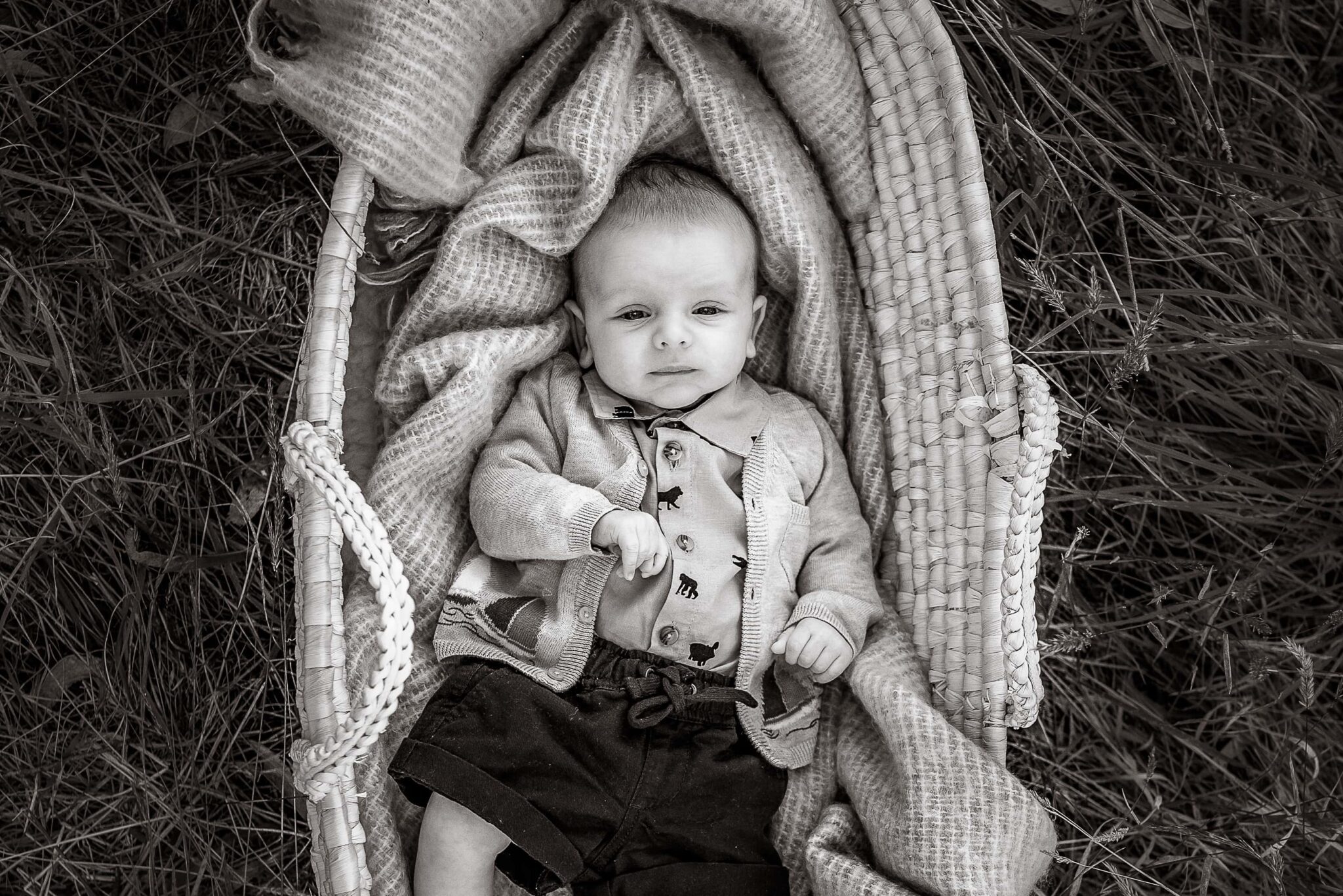 Outdoor Newborn Baby Photos